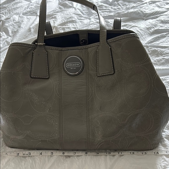 Coach | Bags | Coach Kisslock Gray Structured Tote Bag With Dome Shape ...